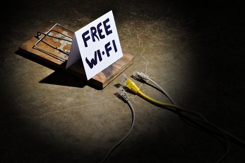 Why you Should be Careful When Using Public Wi-Fi - Reactionary Times Why you Should be Careful When Using Public Wi-Fi - Reactionary Times