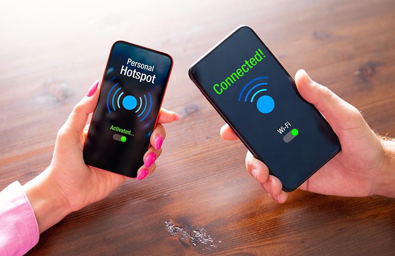 Understanding and Controlling Your iPhone's Instant Hotspot Feature ...